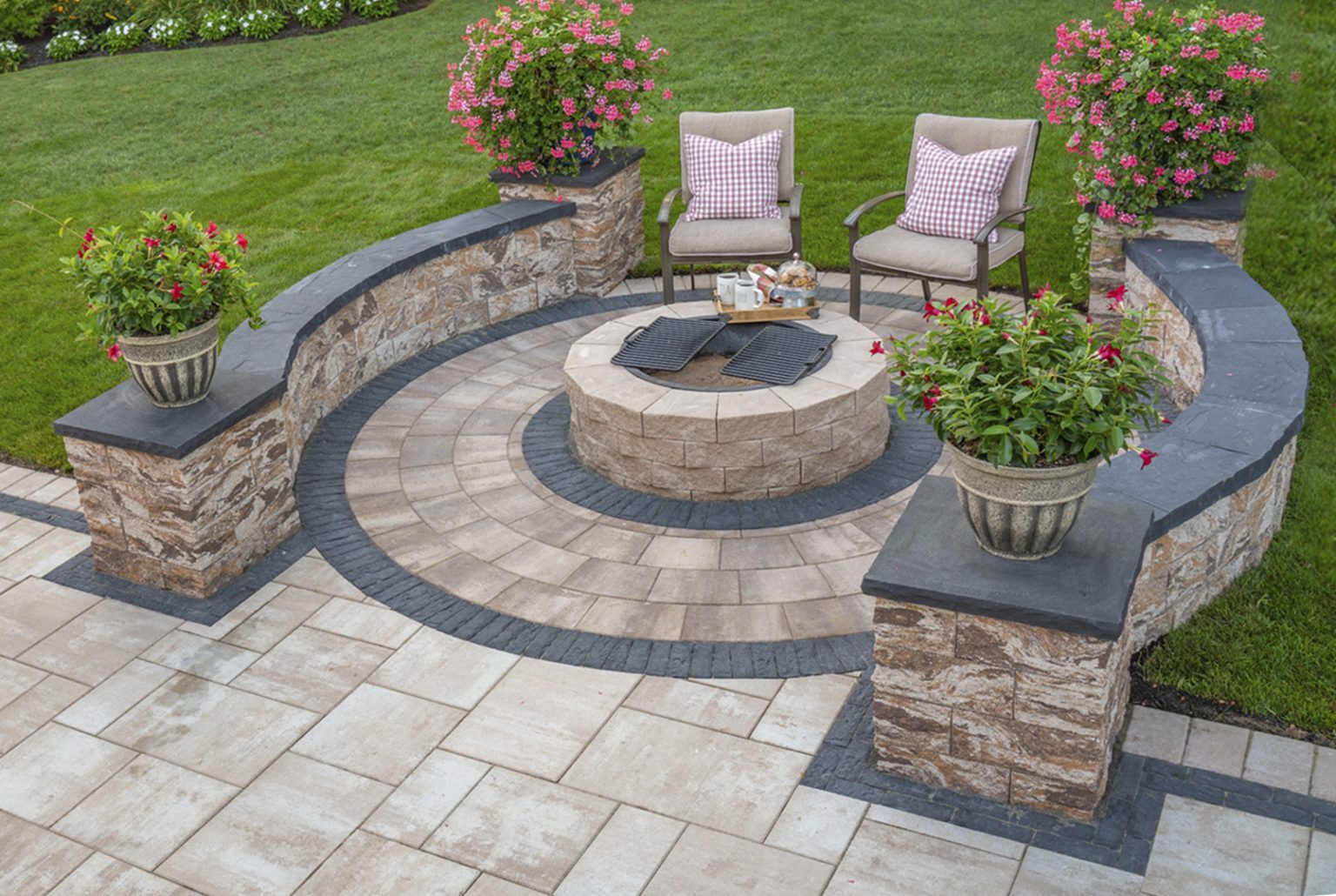 Stone Seating Wall, paver sitting wall | AffordablePatio.com